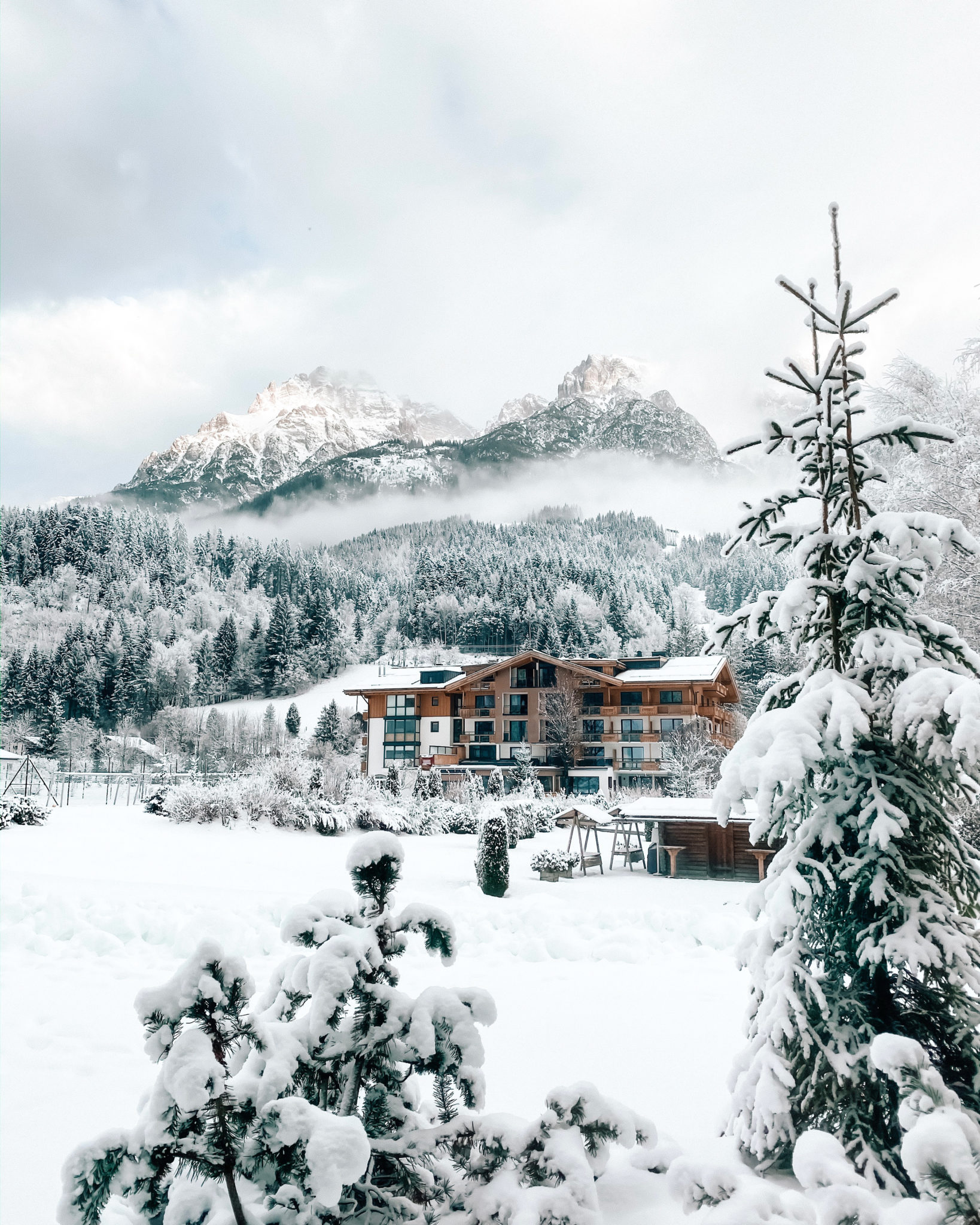 WINTER ALPINE RETREAT AT THE LUXURIOUS NATUR FORSTHOFGUT HOTEL AUSTRIA ...