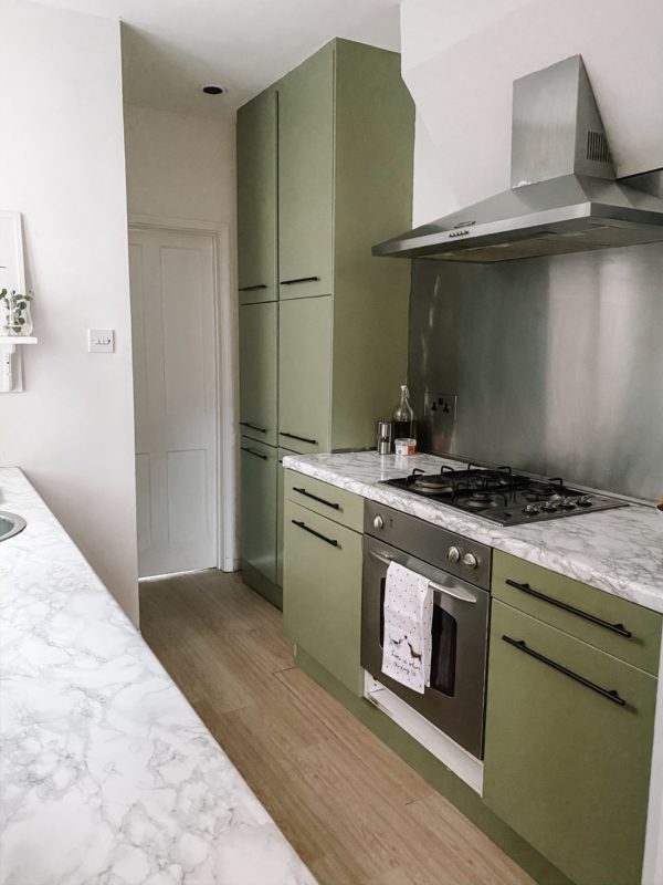 KITCHEN UPCYCLE ON A £200 BUDGET // BEFORE AND AFTER GLOWUP – Jess Rose