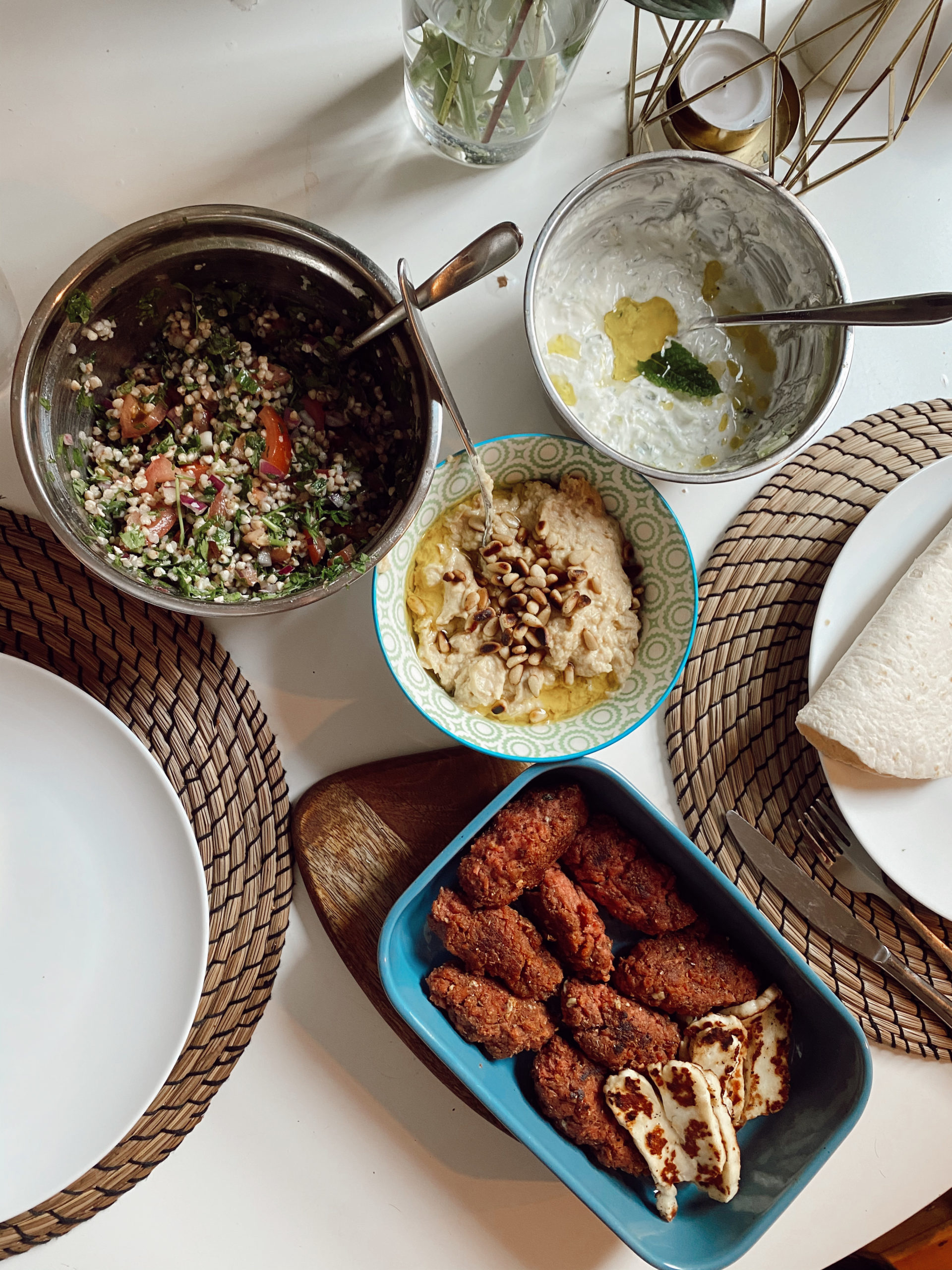 VEGAN KOFTAS WITH HUMMUS TABBOULEH AND FATTOUSH SALAD – Jess Rose