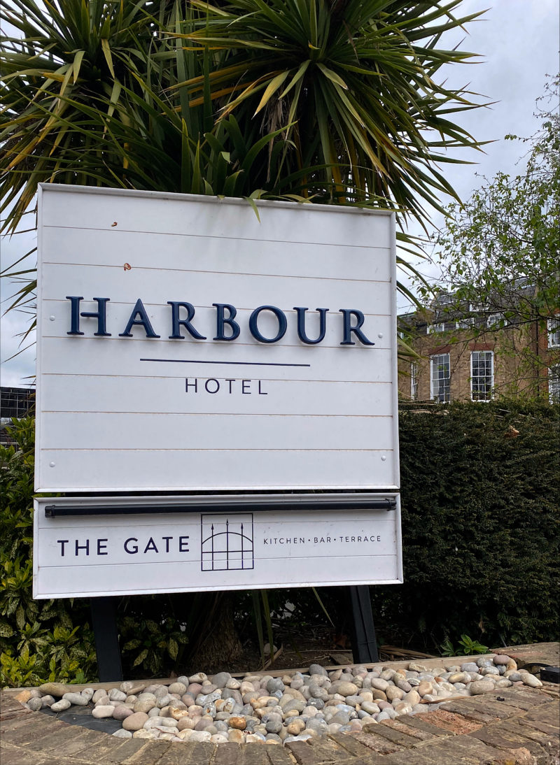 RICHMOND, LONDON STAYCATION // RICHMOND HARBOUR HOTEL & CITY GUIDE ...