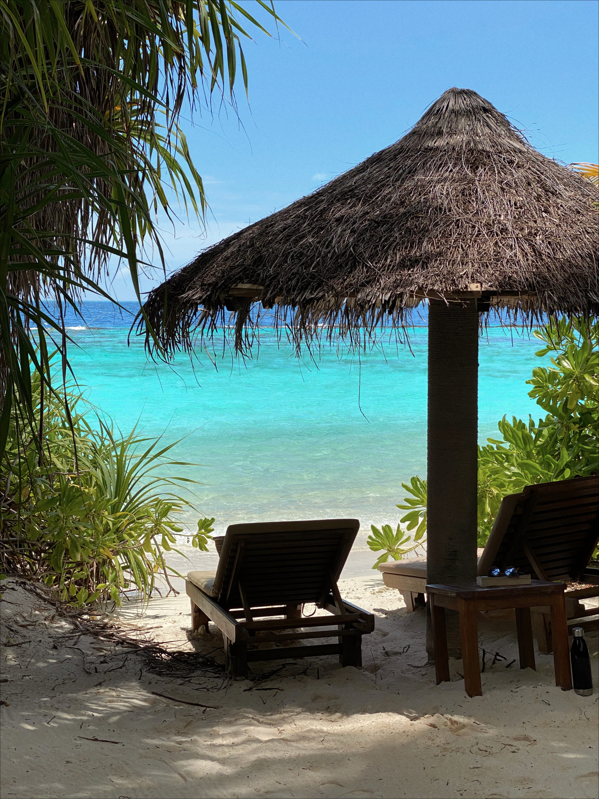 BAROS, MALDIVES // THE QUIET, PRIVATE AND LUXURIOUS 5* MALDIVIAN RESORT ...