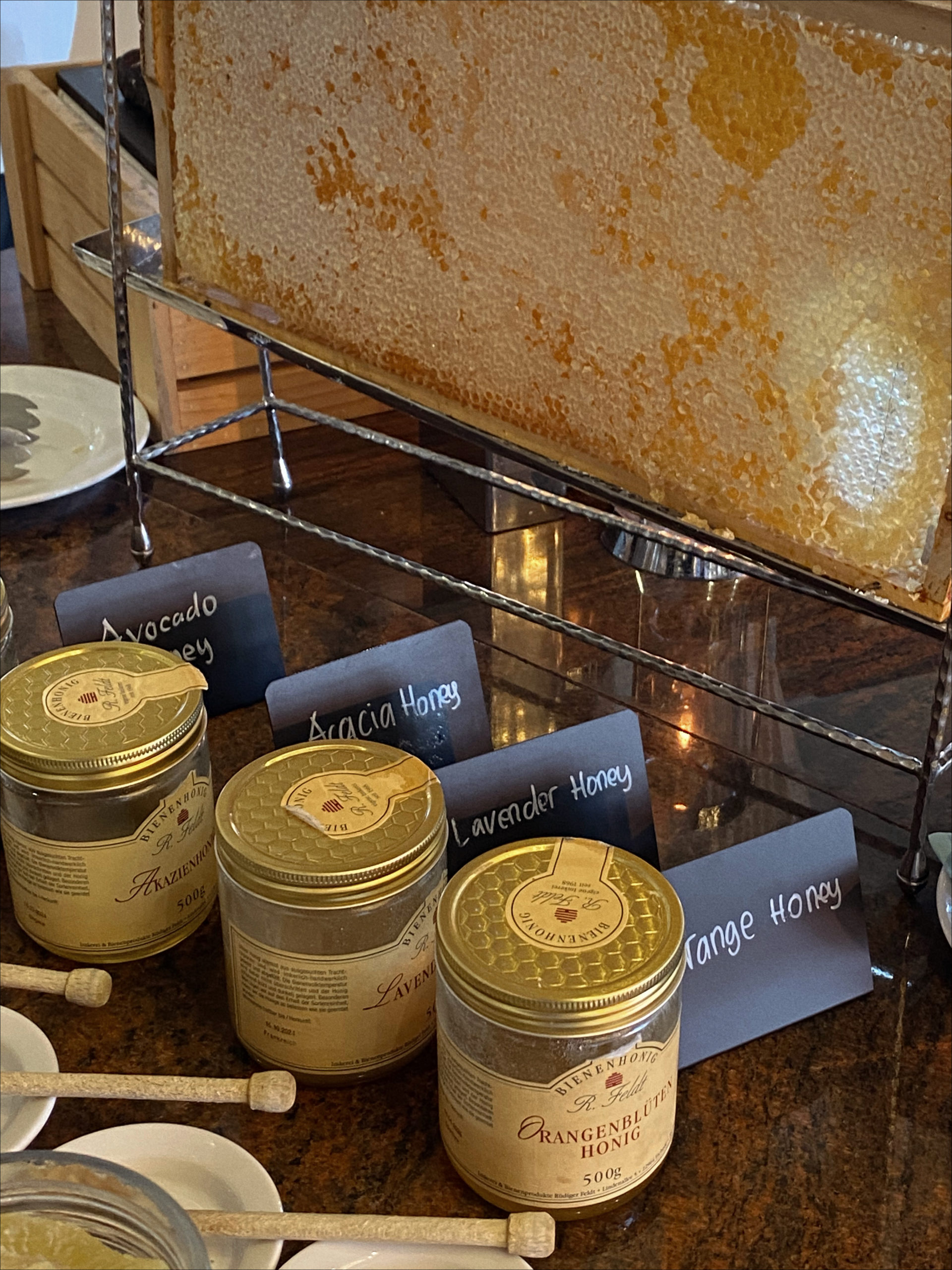 BAROS, MALDIVES // THE QUIET, PRIVATE AND LUXURIOUS 5* MALDIVIAN RESORT ...